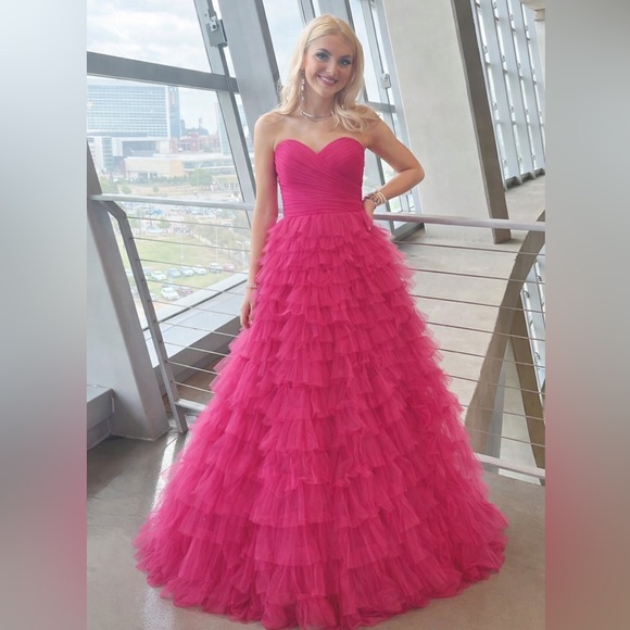La Femme | Dresses | La Femme Vibrant Pink Ruffled Prom Dress | Poshmark